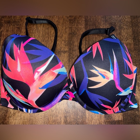 Victoria's Secret | Intimates & Sleepwear | Nwot Victoria Secret ...